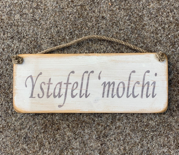 Welsh bathroom signs - Cain Online
